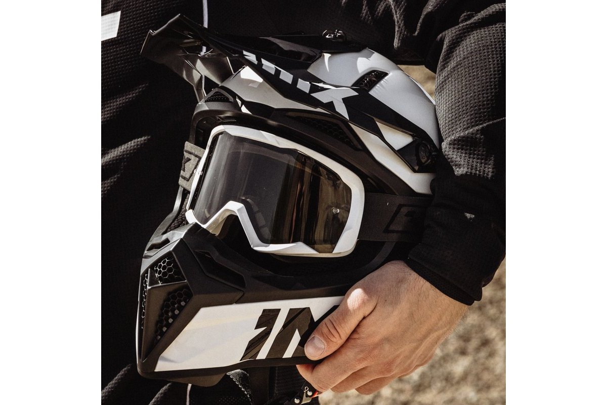 IMX FMX-02 GLOSS helma, WHITE helma | Moto oblečení a náhradní díly na ...